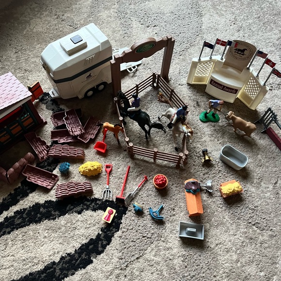 Keenway horse stable set | Toys | Keenway Horse Sable Toys Set | Poshmark